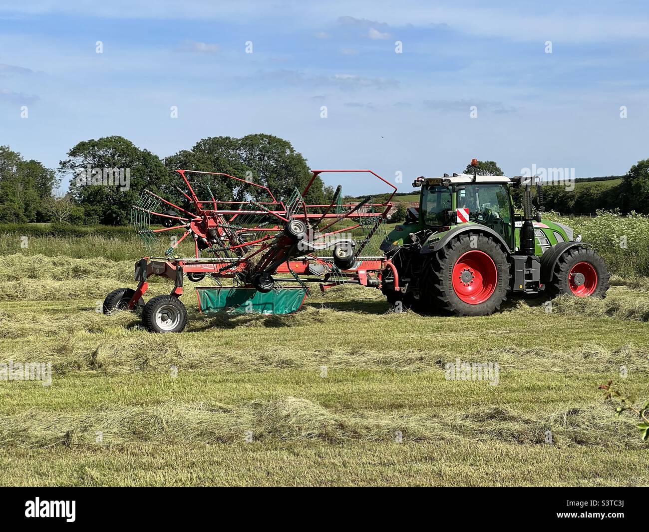 Kverneland rotary rake hi-res stock photography and images - Alamy