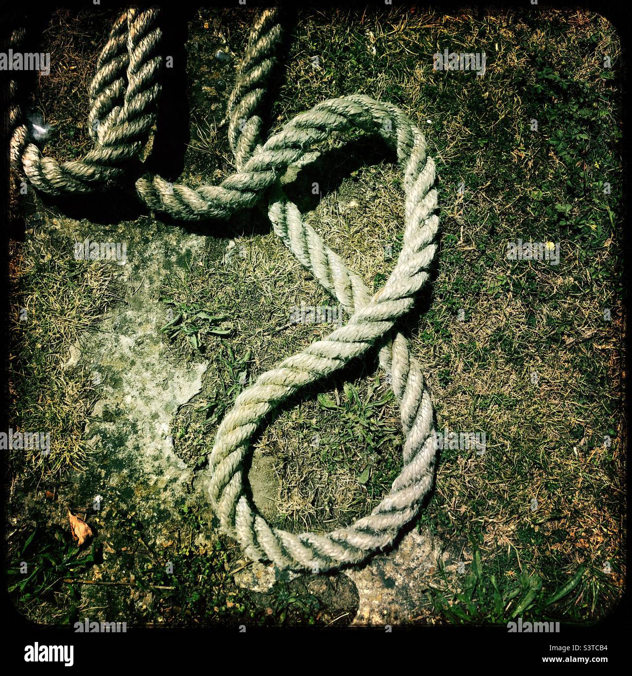 Close up shot rope hi-res stock photography and images - Alamy
