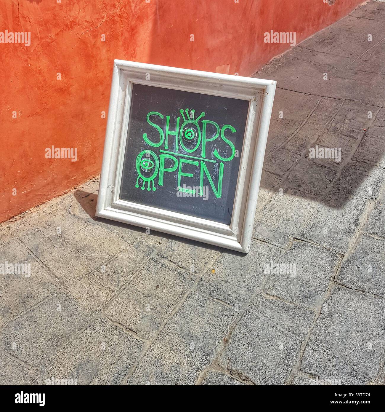 Sign saying open hi-res stock photography and images - Alamy