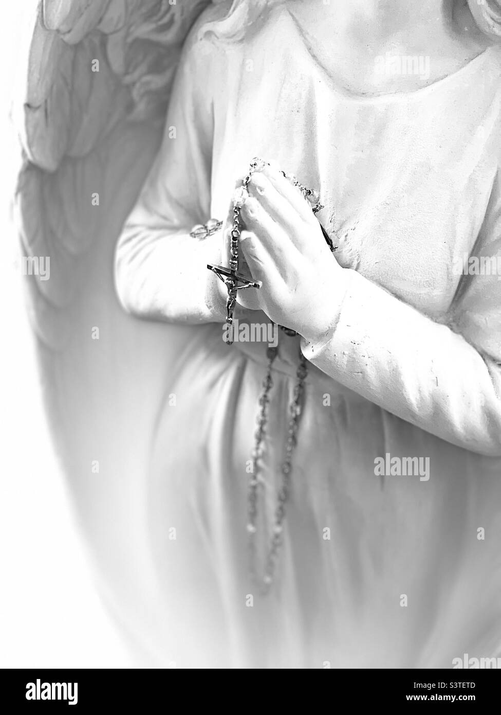Angel holding cross hi-res stock photography and images - Alamy