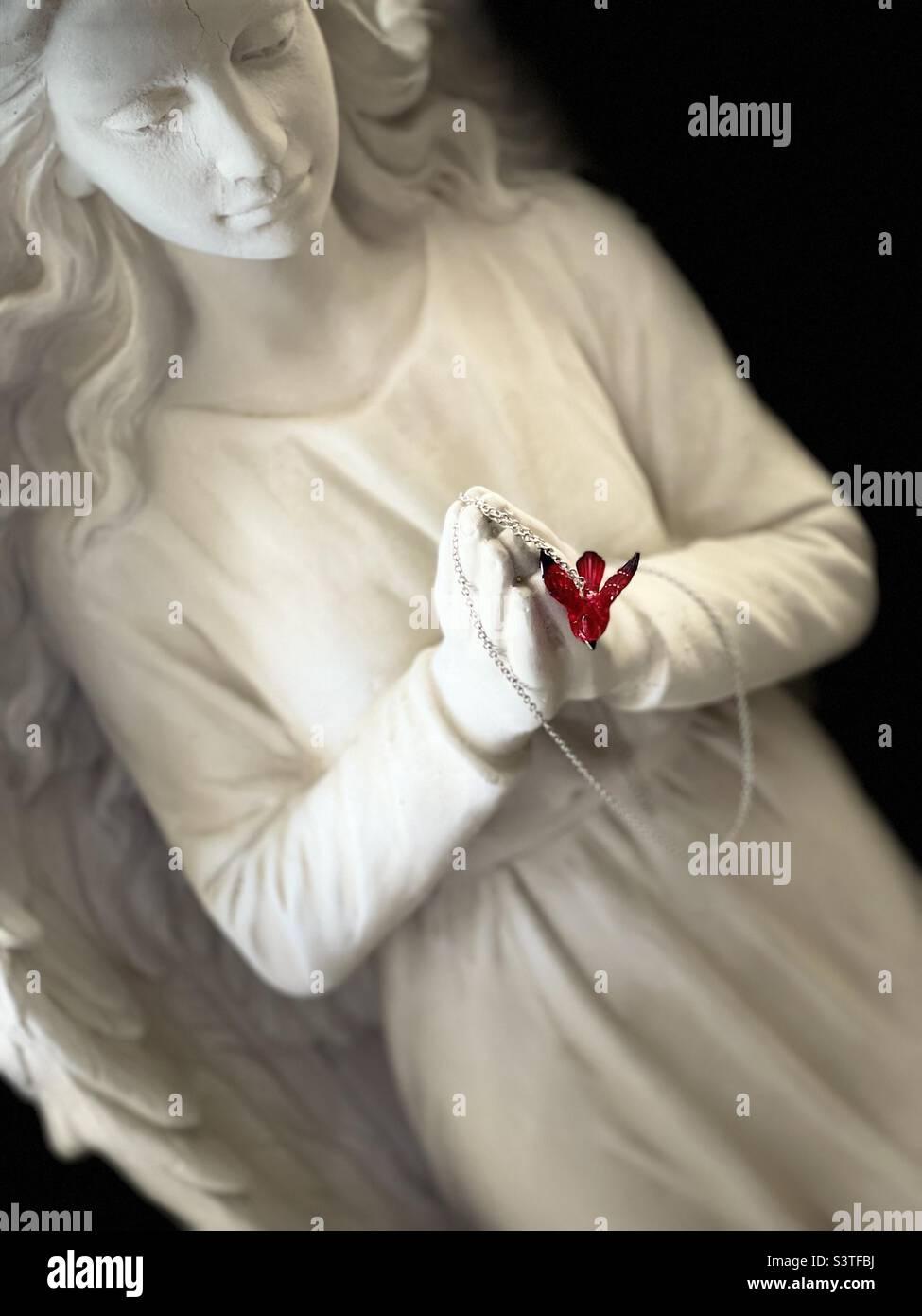 Cardinal symbol hi-res stock photography and images - Alamy