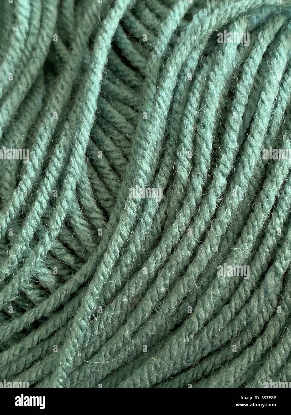 Green yarn hi-res stock photography and images - Alamy