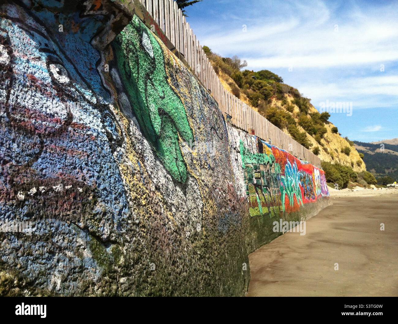 Graffiti painted face hi-res stock photography and images - Alamy