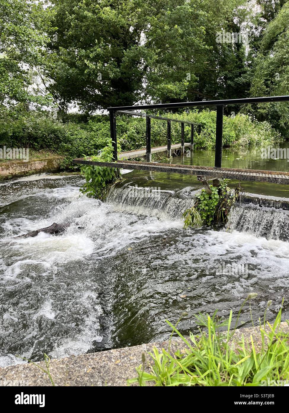 Tumbling bay weir hi-res stock photography and images - Alamy