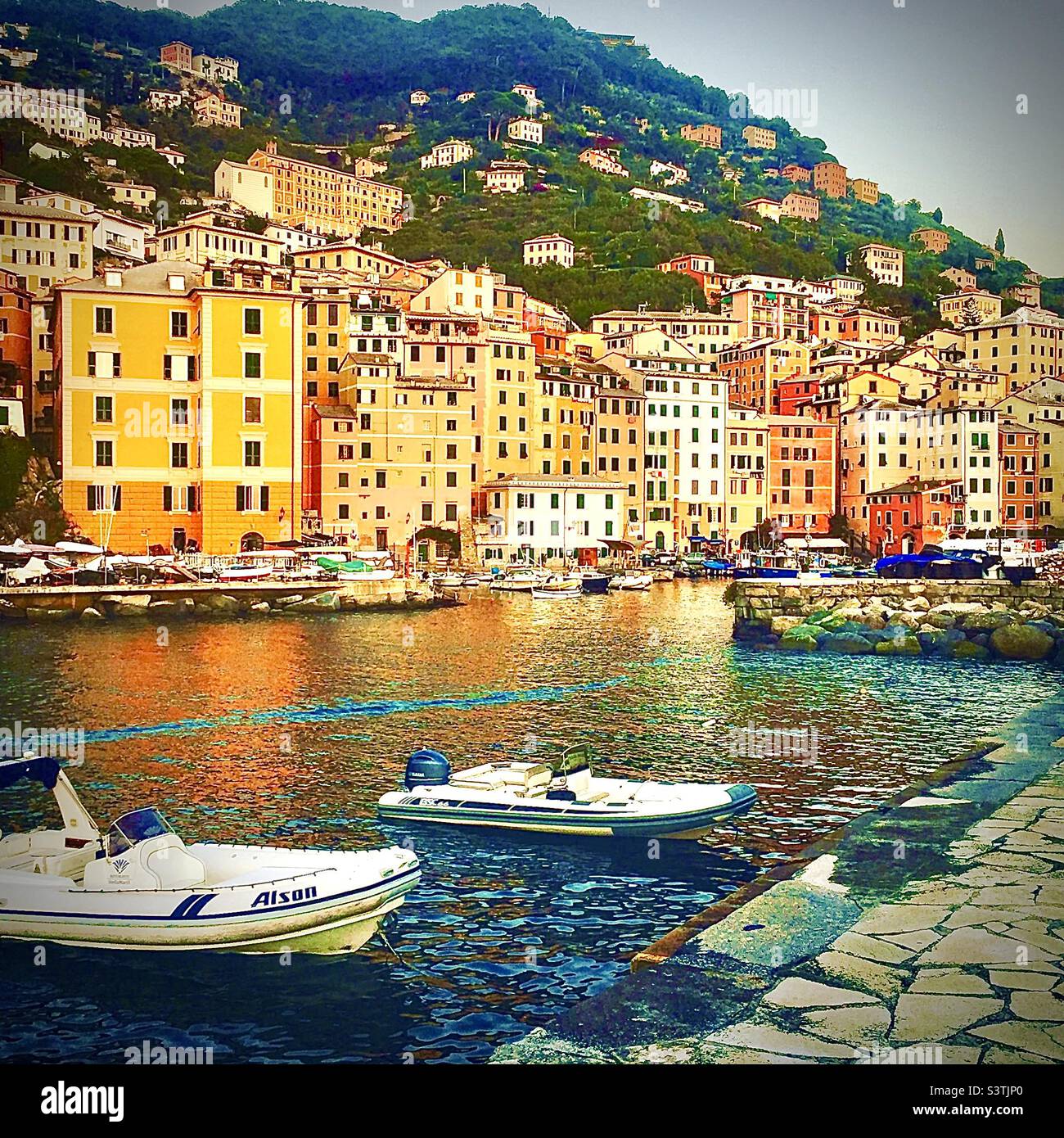 Comogli italy hi-res stock photography and images - Alamy