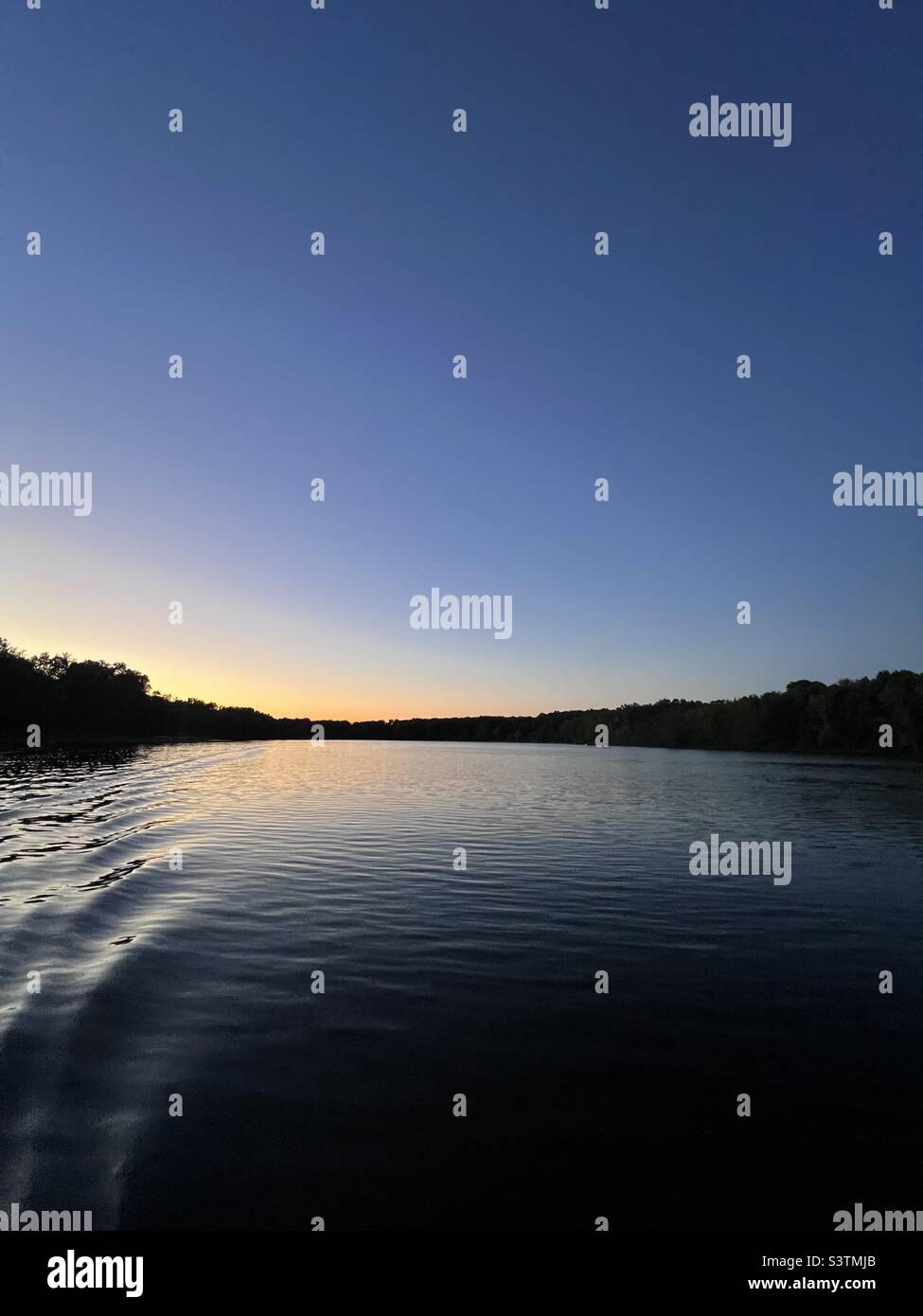 Lake gosh hi-res stock photography and images - Alamy