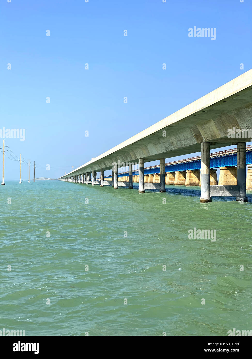 Seven Mile Bridge, Marathon, Florida Stock Photo - Alamy