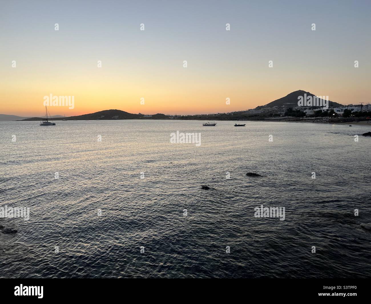 Island naxos hi-res stock photography and images - Alamy