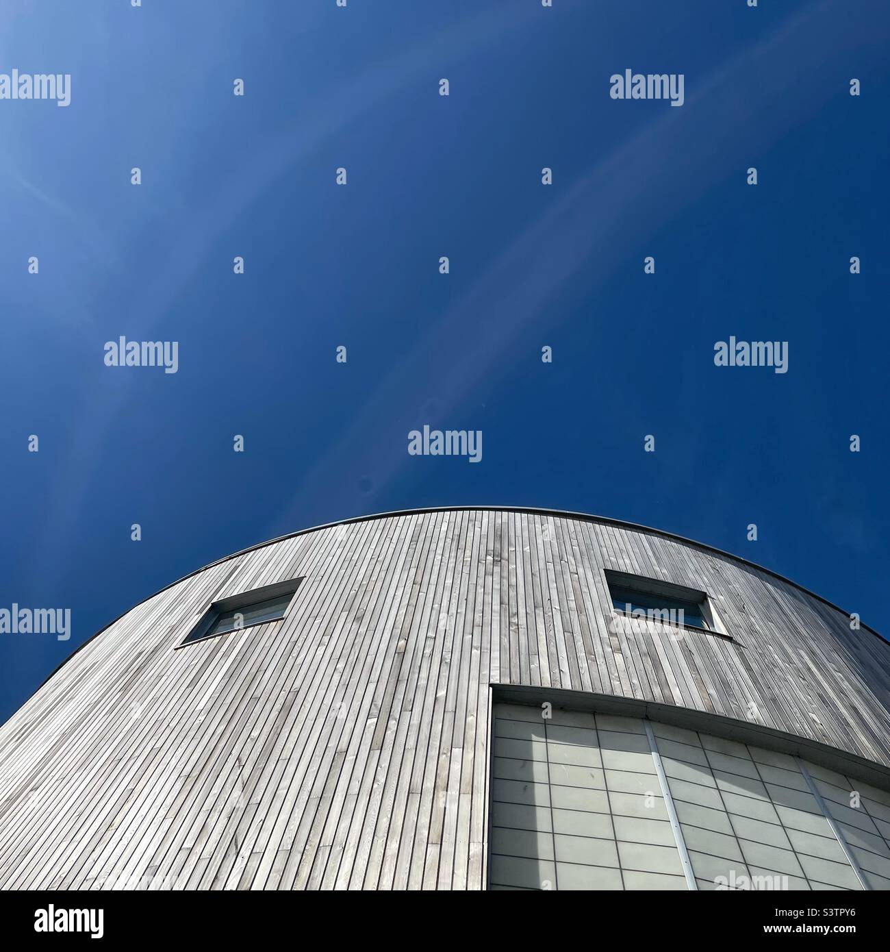 Wooden rotunda hi-res stock photography and images - Alamy