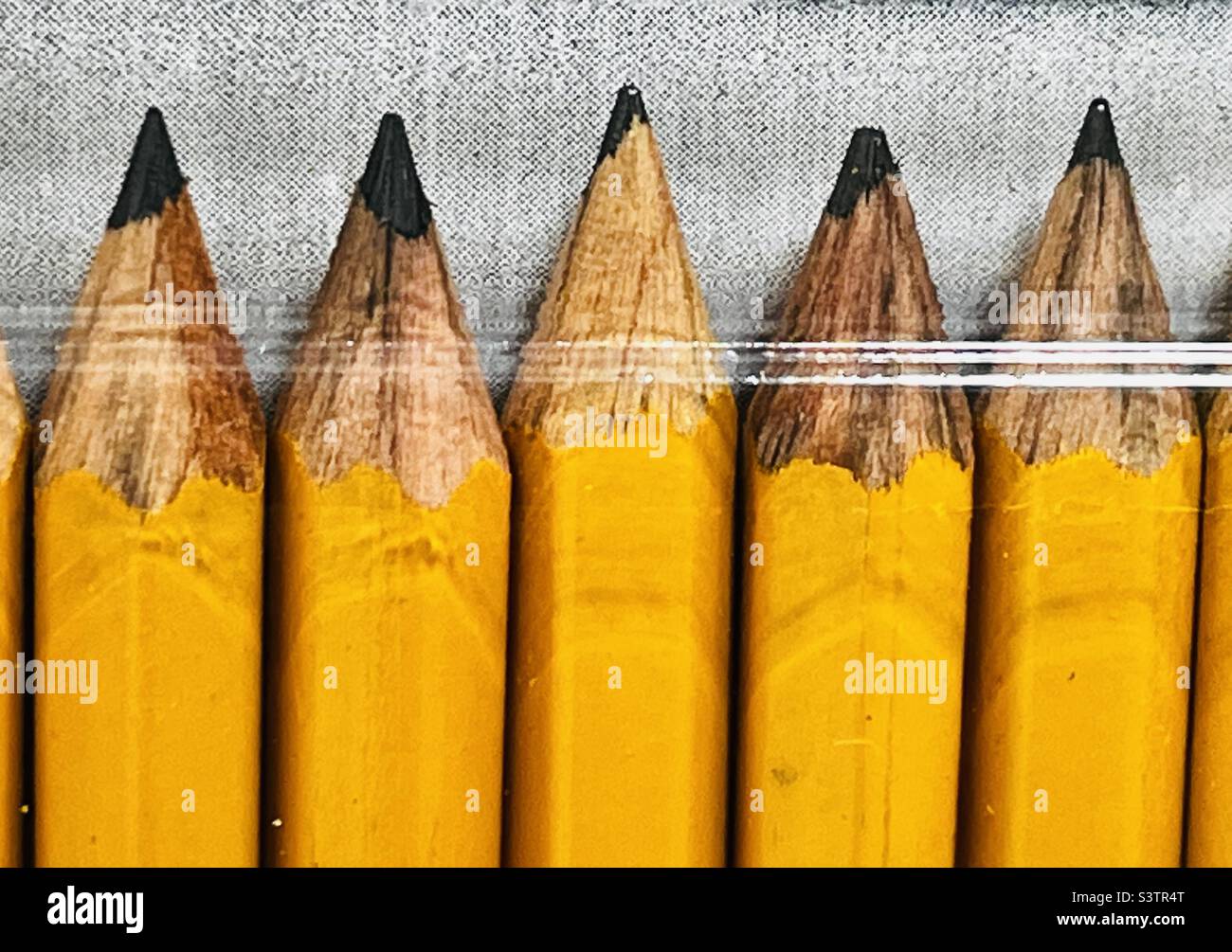 Already sharpened pencils in package Stock Photo - Alamy
