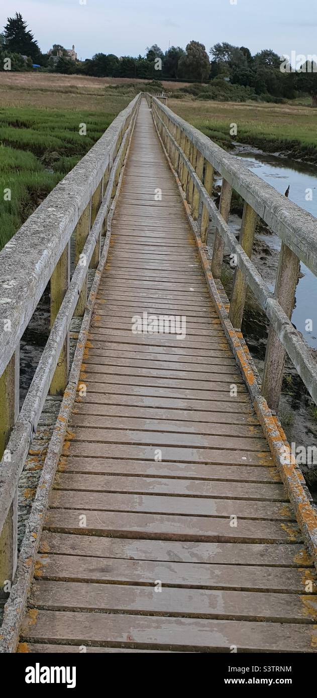 Wooden bridge old hi-res stock photography and images - Alamy