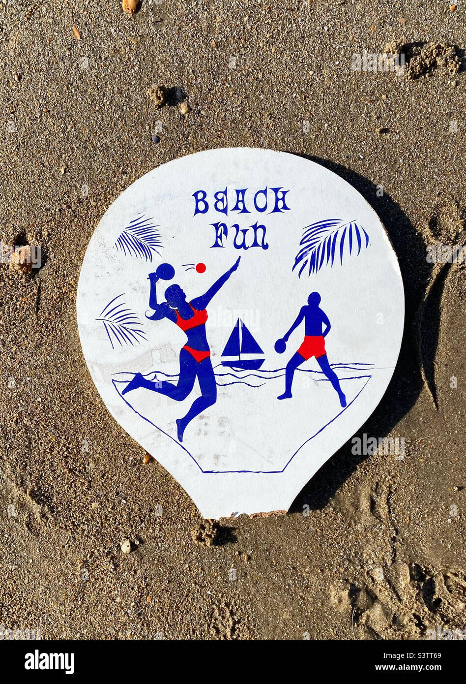 Broken paddle hi-res stock photography and images - Alamy