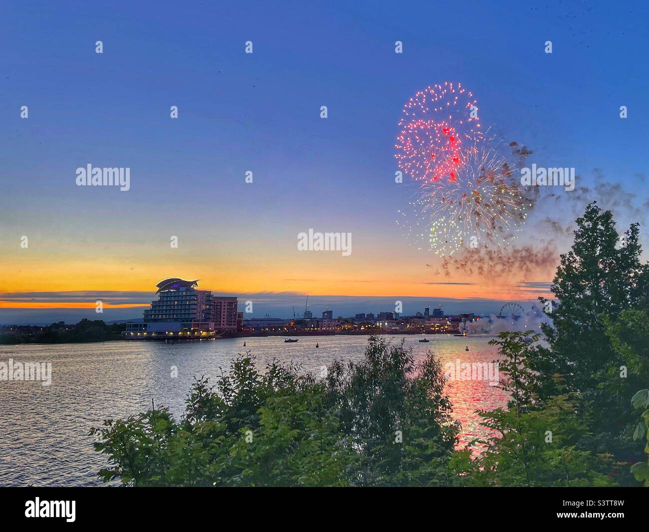 Hdr fireworks hi-res stock photography and images - Alamy
