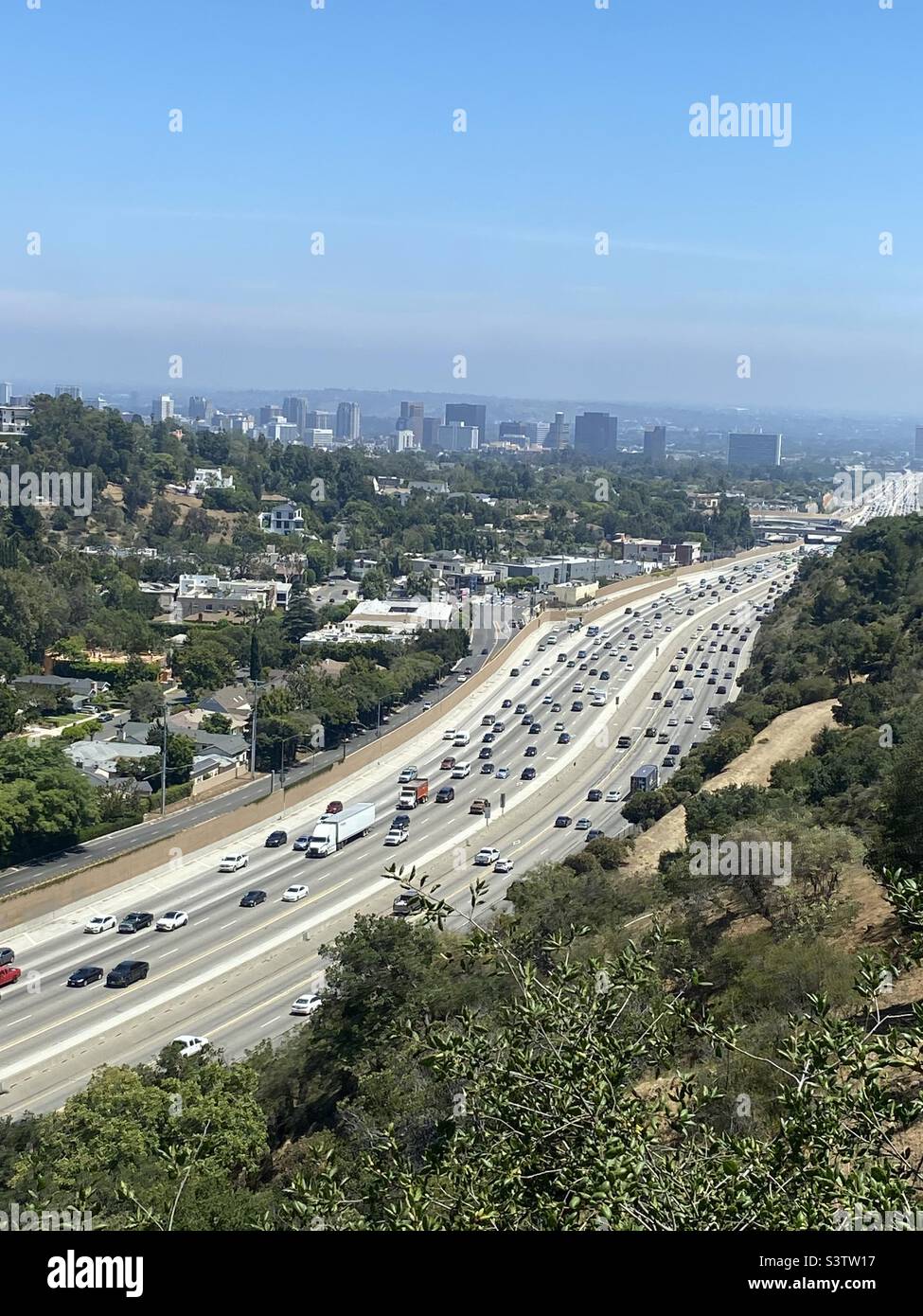 Los angeles freeway 405 hi-res stock photography and images - Alamy