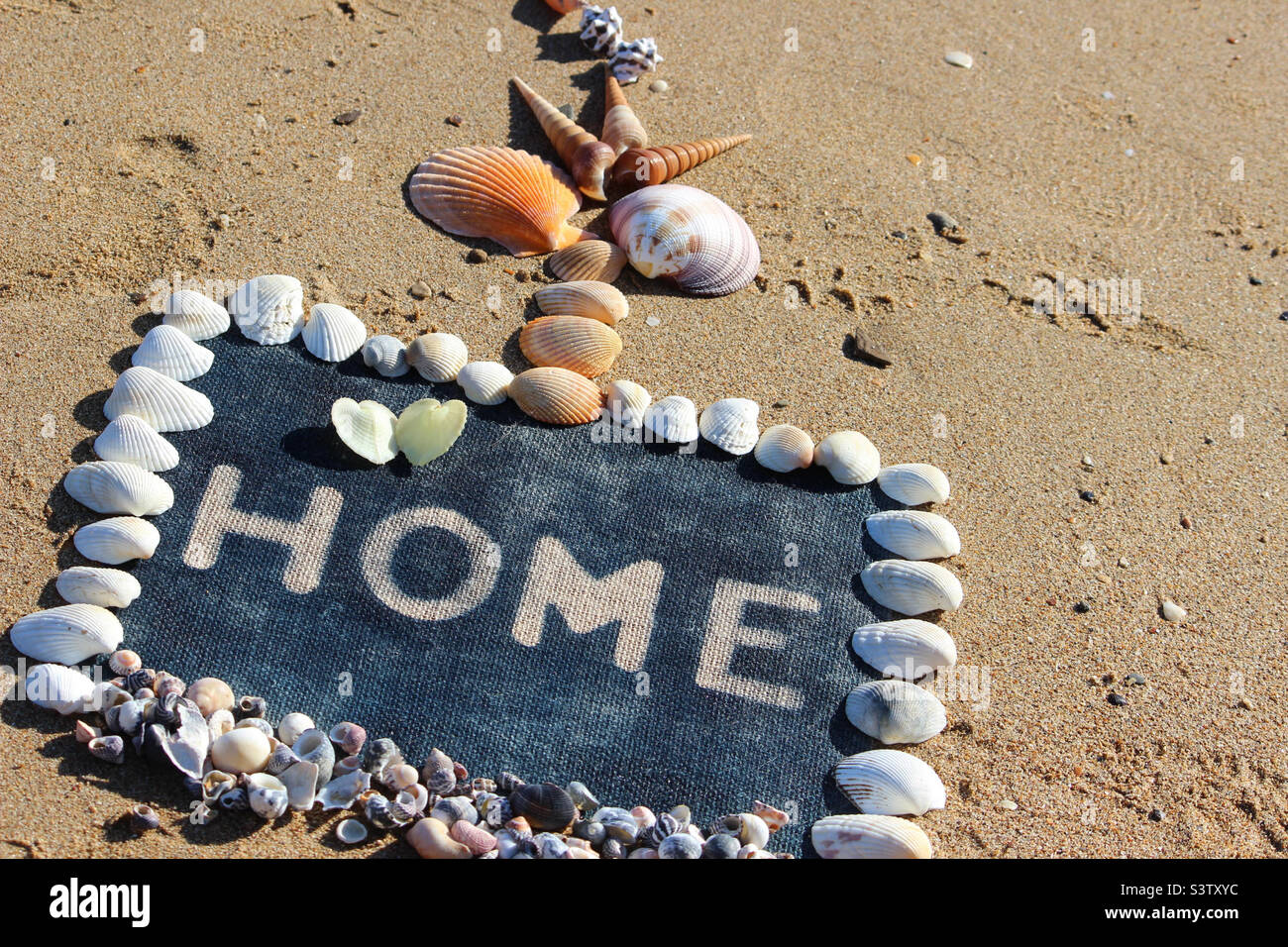 Home beach hi-res stock photography and images - Alamy