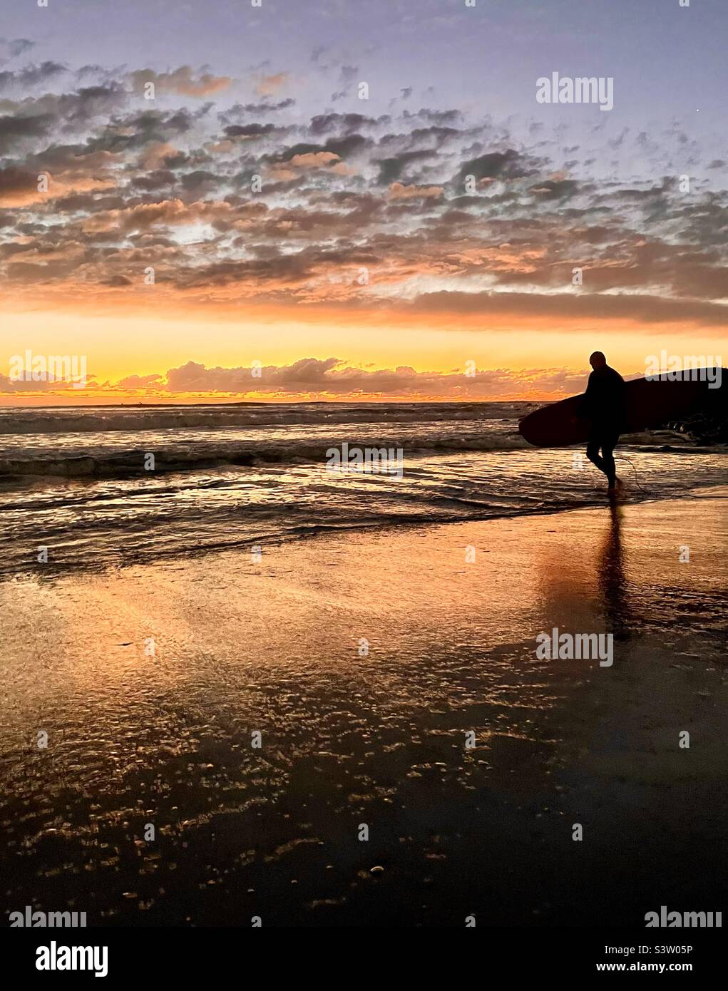 Dawn patrol surf hi-res stock photography and images - Alamy