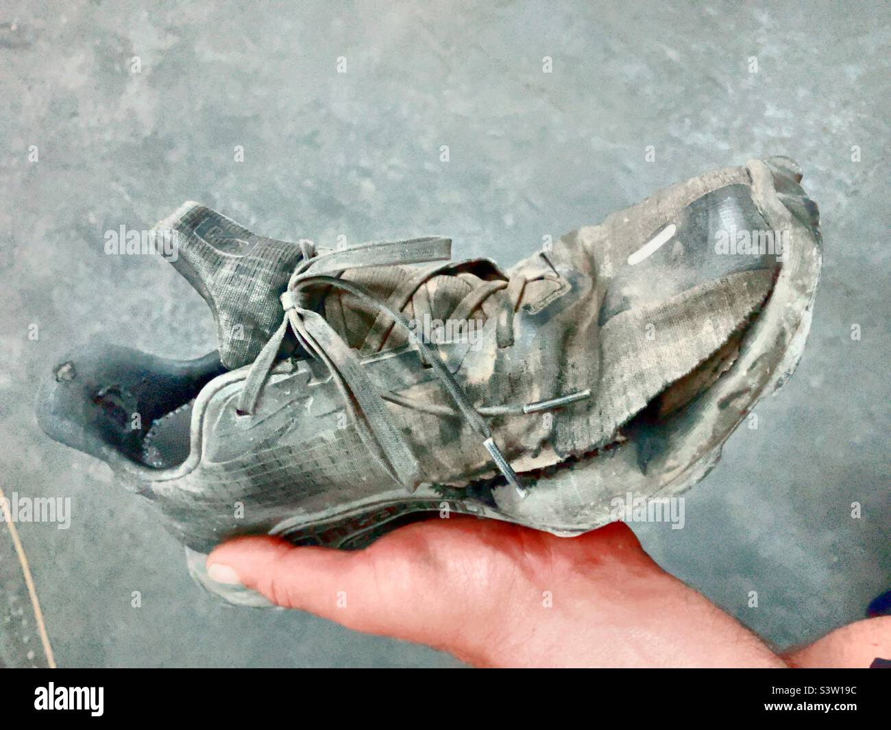 Old shoe hi-res stock photography and images - Alamy