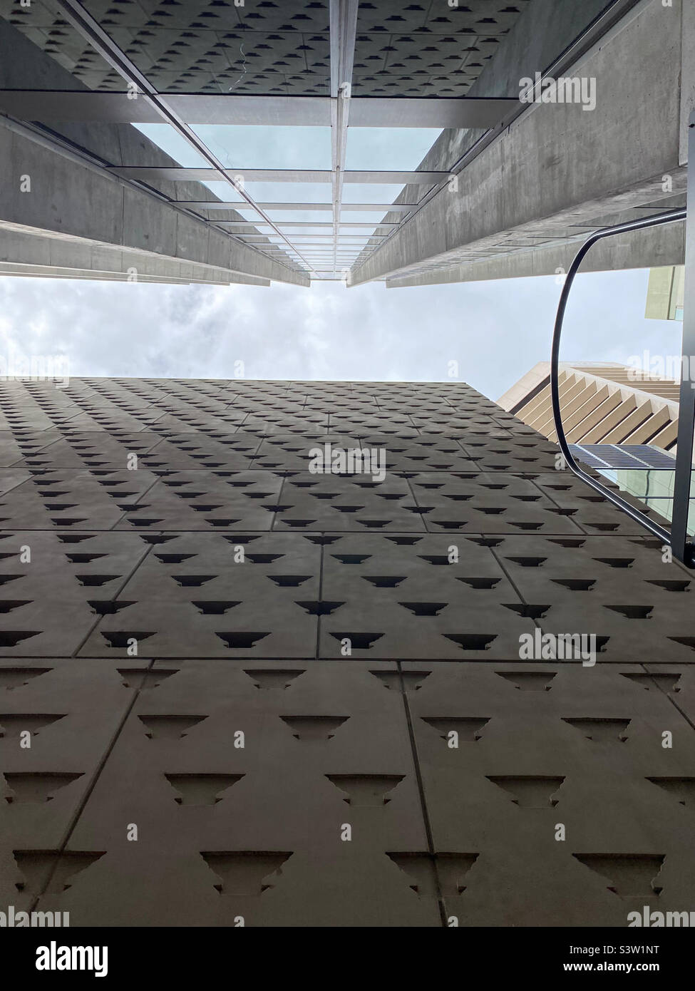 Building cups hi-res stock photography and images - Alamy