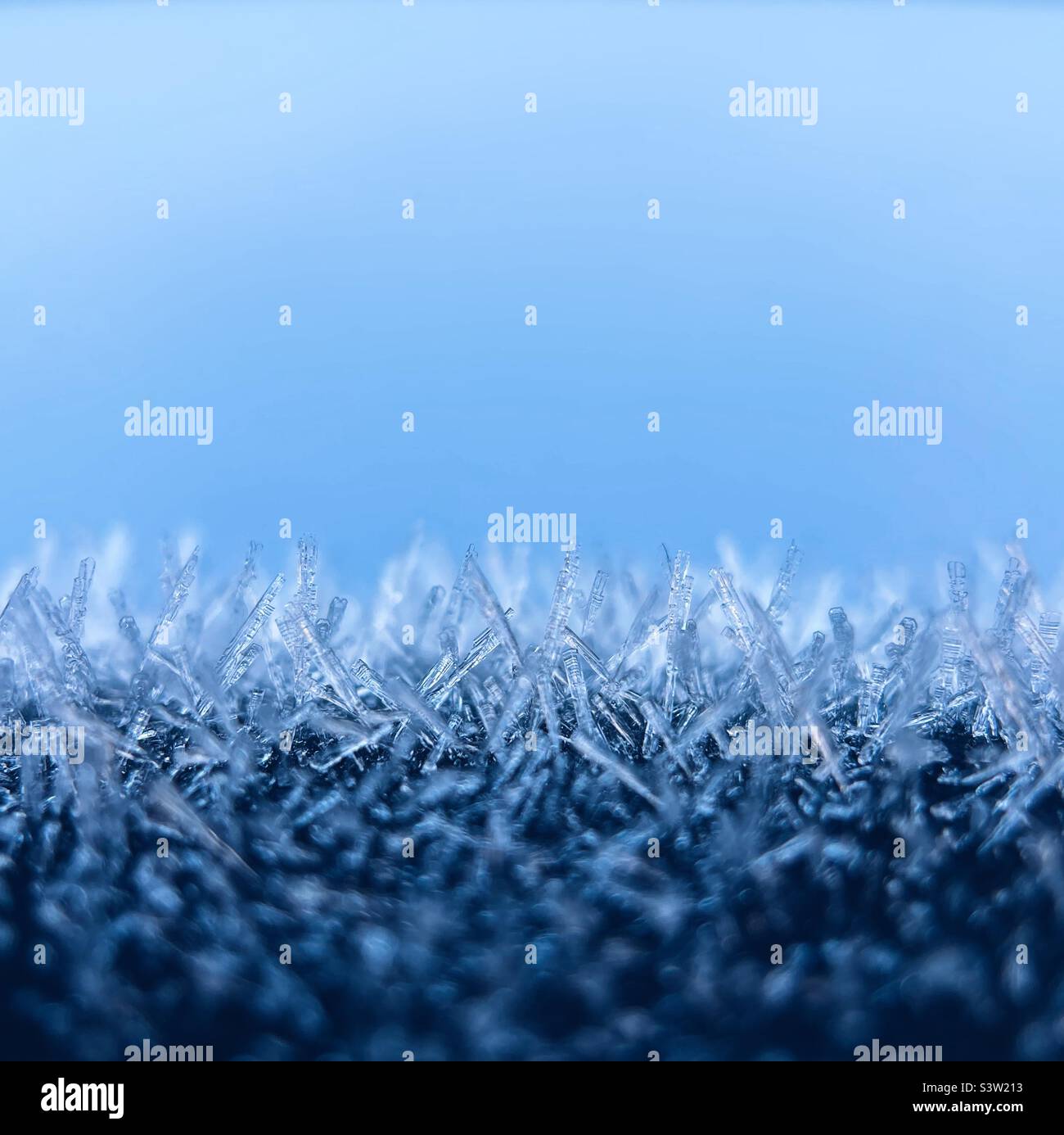 Ice crystals cold hi-res stock photography and images - Alamy