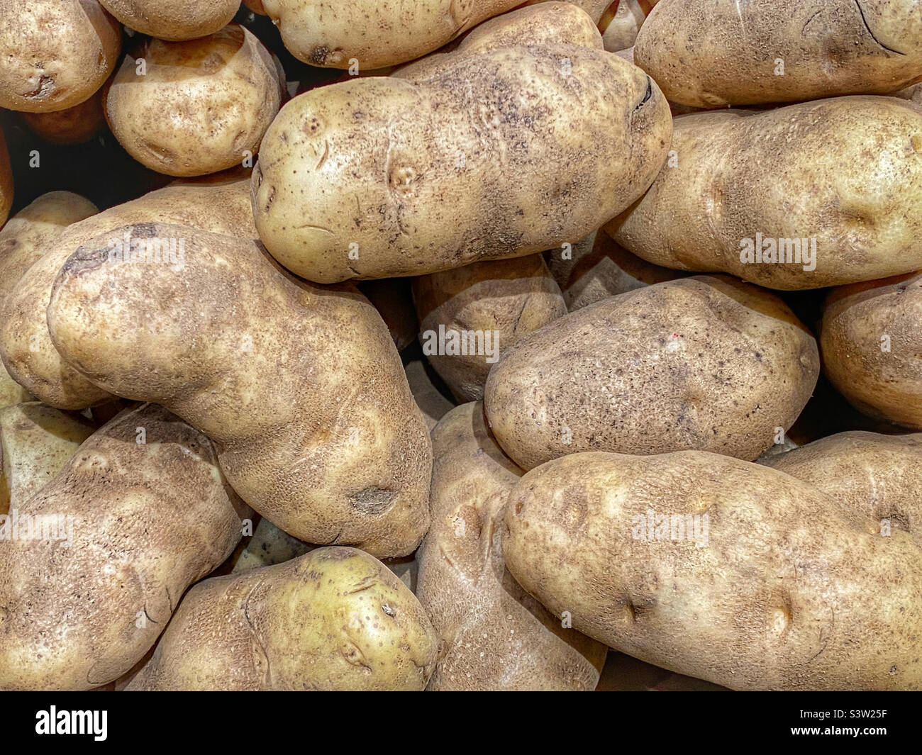 Russets hi-res stock photography and images - Alamy