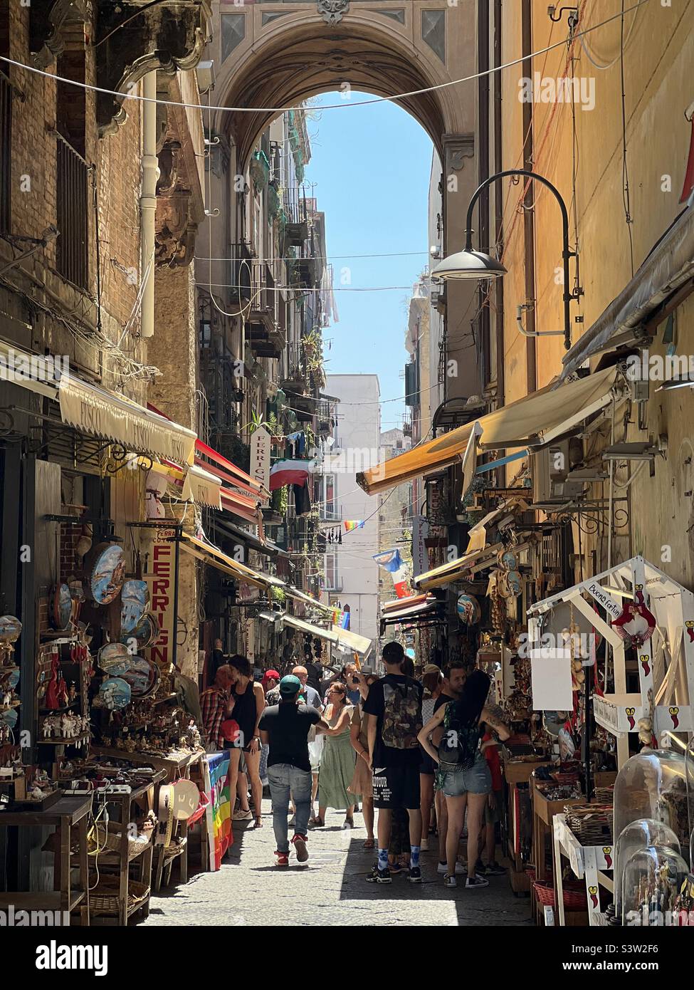 Neapol street hi-res stock photography and images - Alamy