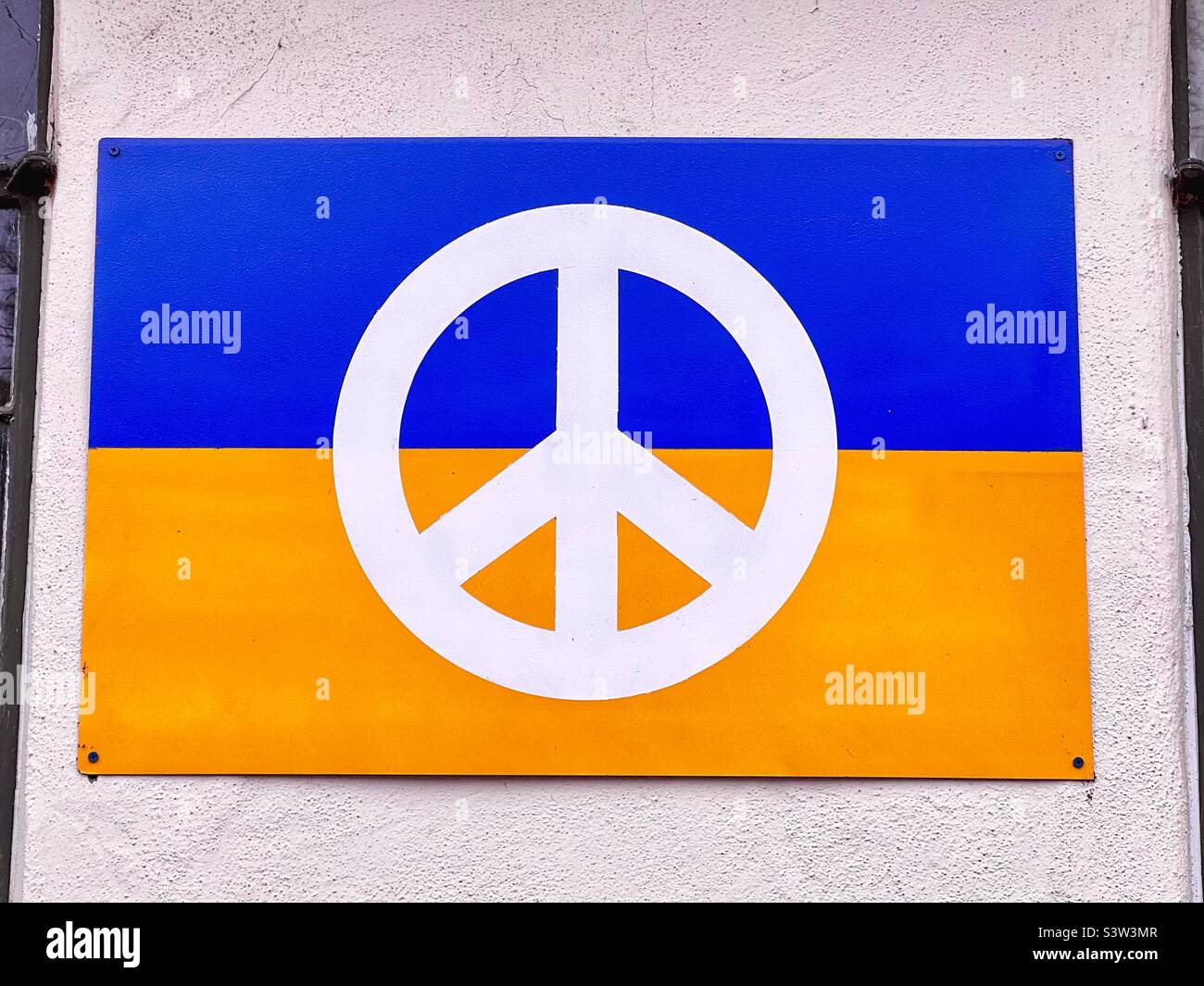 Peace for Ukraine sign Stock Photo - Alamy