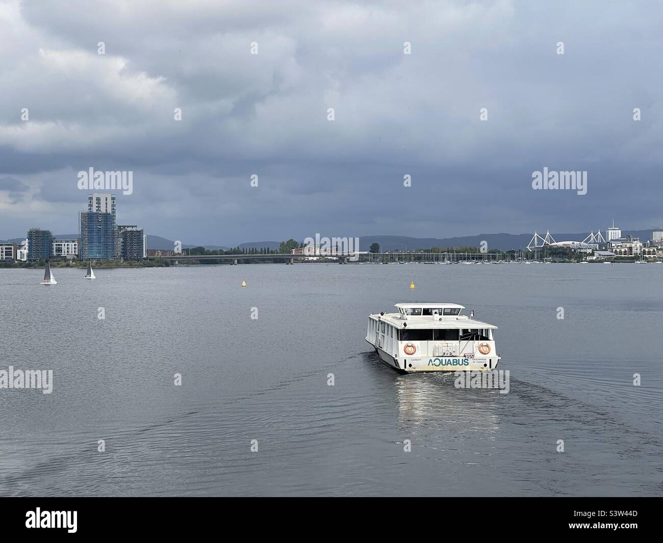 Aqua bus hi-res stock photography and images - Alamy