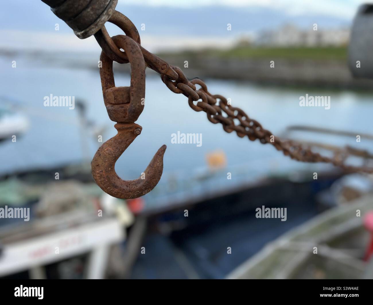 Hook and chain hi-res stock photography and images - Alamy