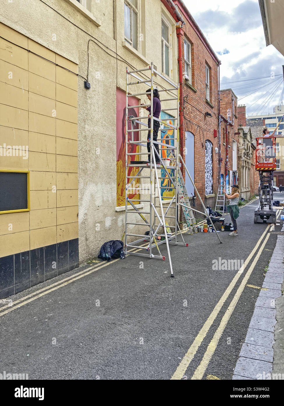 Weston-super-Mare, UK, 26 July 2022. Artists Caryn Koh and Bex Glover ...