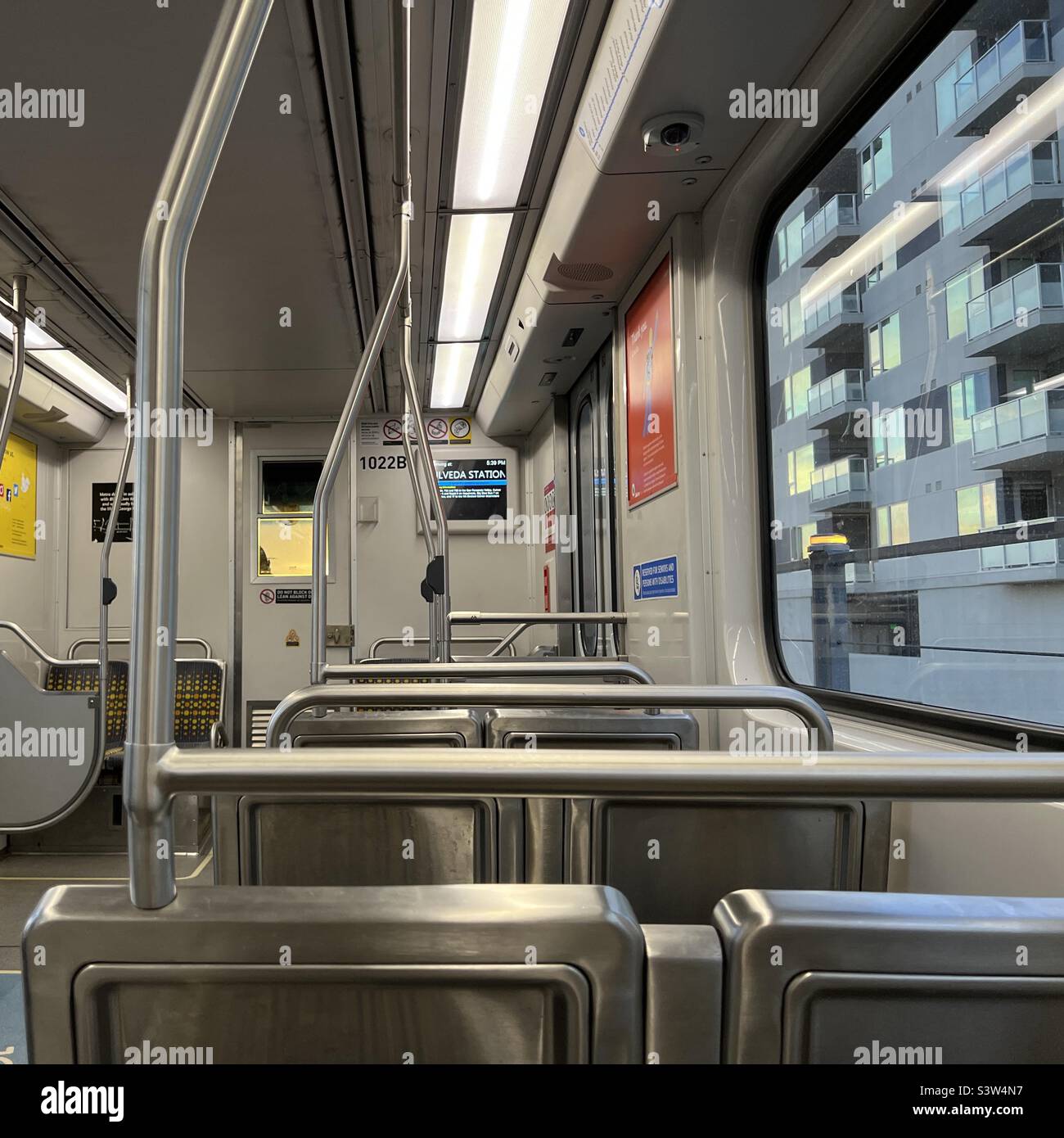 Los Angeles Metro B76