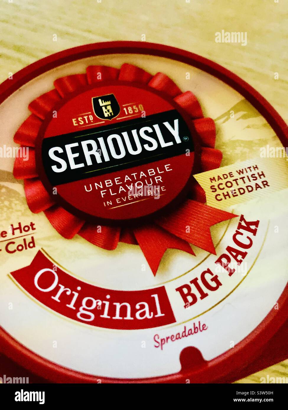 The original cheddar cheese company hi-res stock photography and images ...