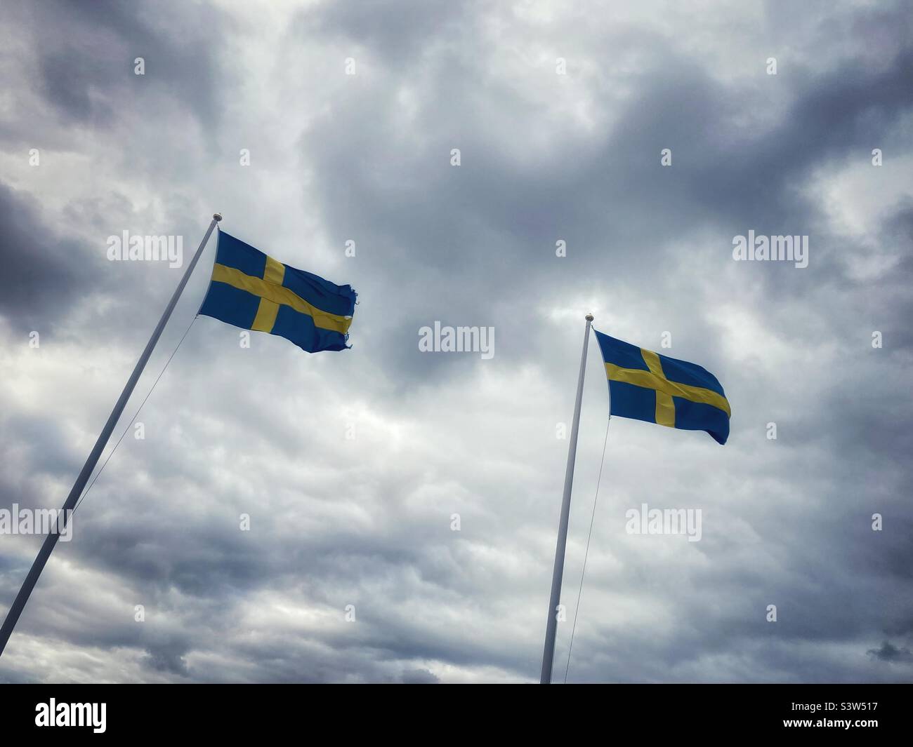 Gray grey cloudy sky clouds hi-res stock photography and images - Alamy