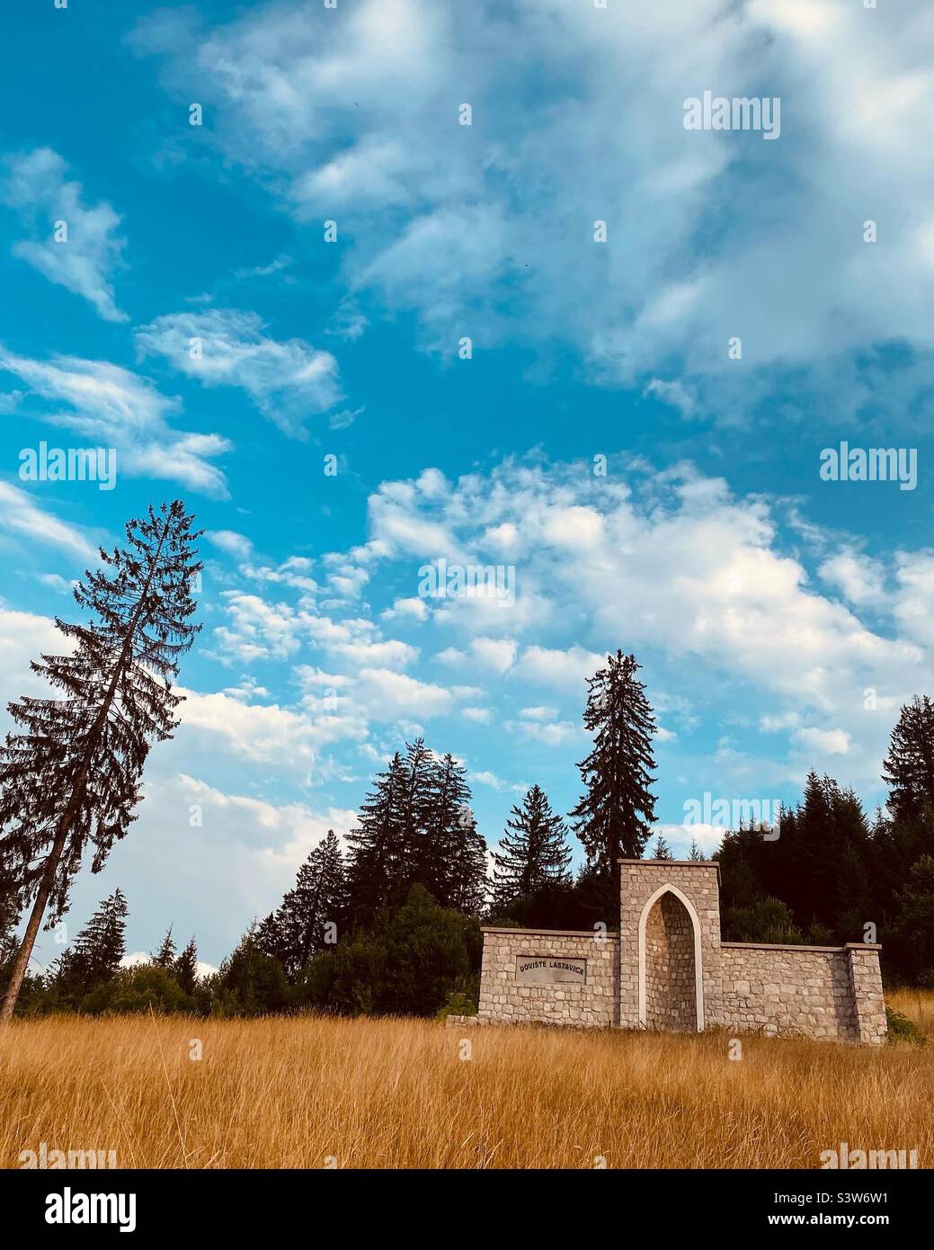 Stonemonument hi-res stock photography and images - Alamy