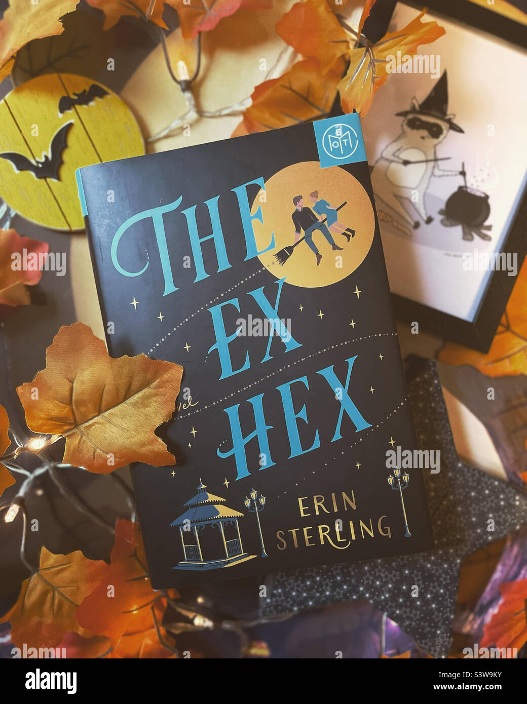 Spooky books hi-res stock photography and images - Alamy