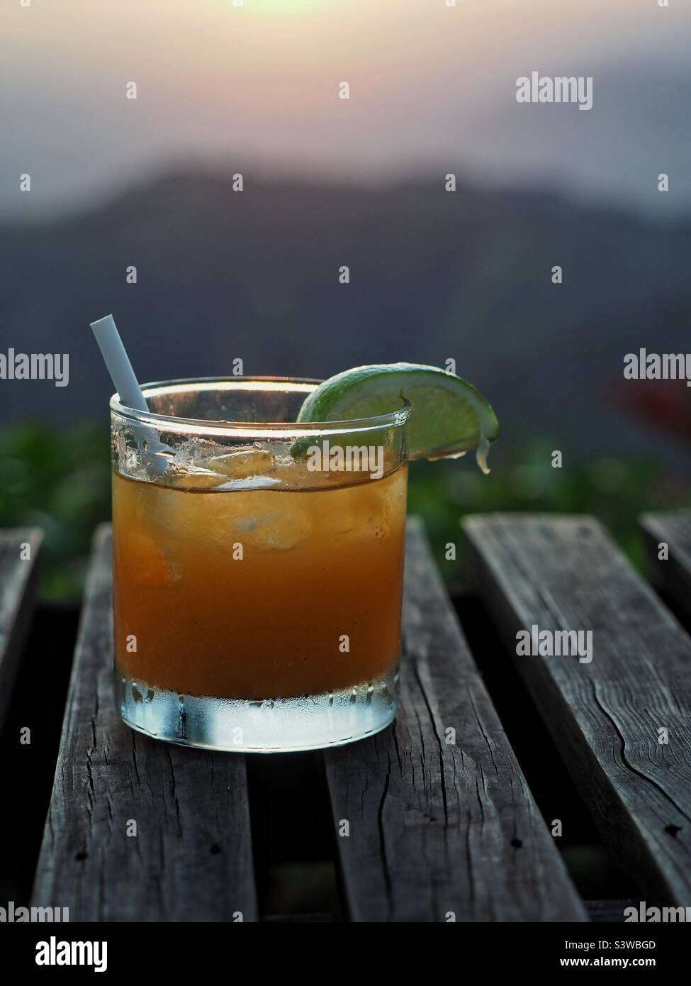Cocktail for evening drink hi-res stock photography and images - Alamy