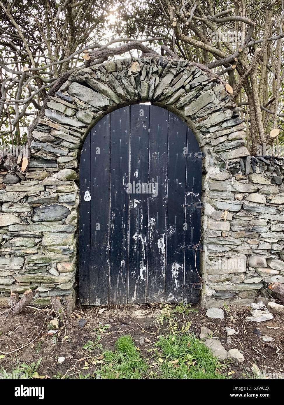 Secret garden gate Stock Photo - Alamy