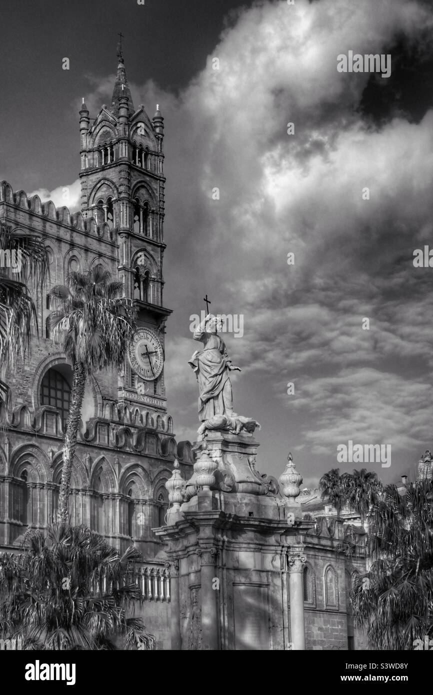 Palermo black and white hi-res stock photography and images - Alamy