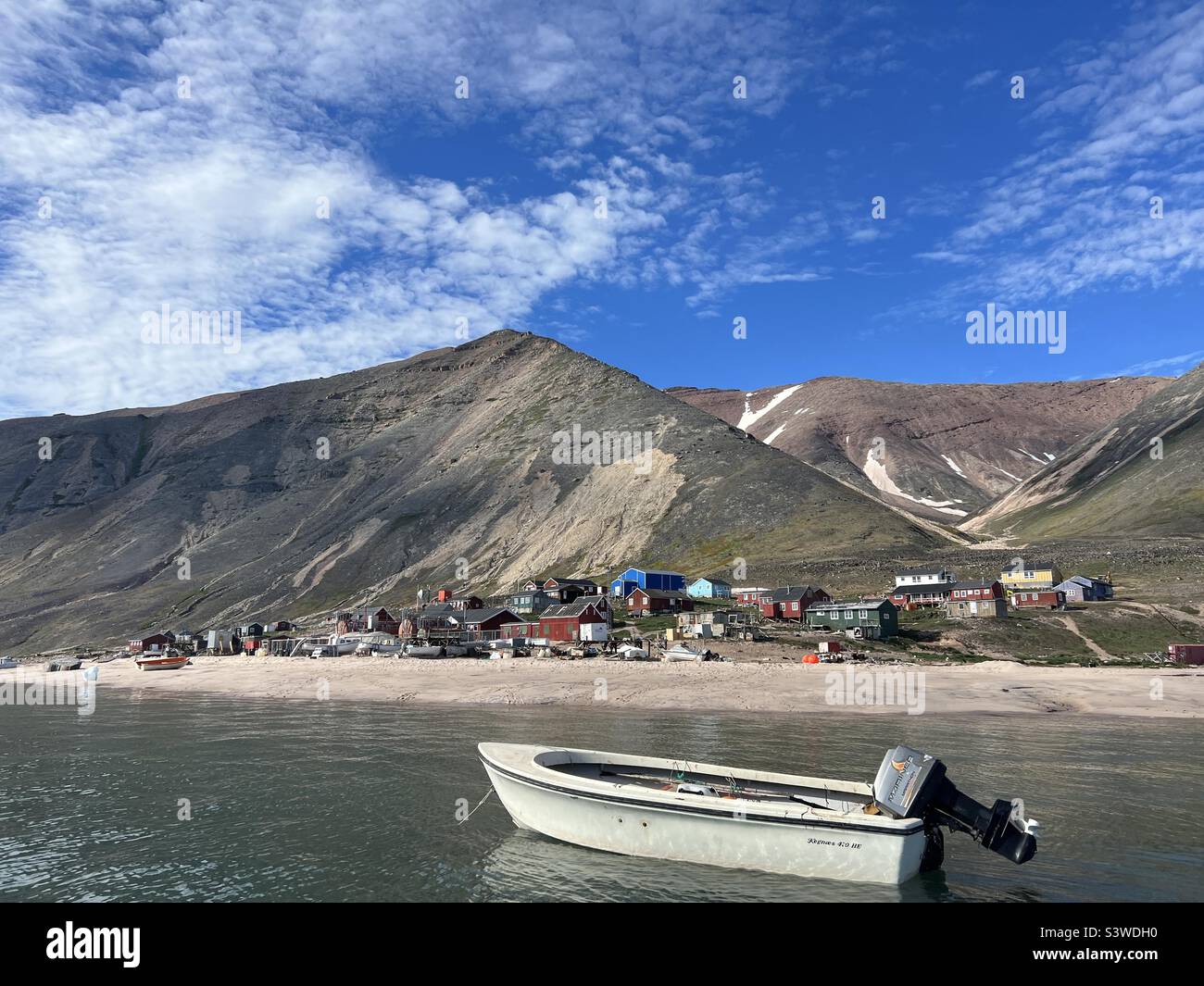 Thule inuit greenland hi-res stock photography and images - Alamy