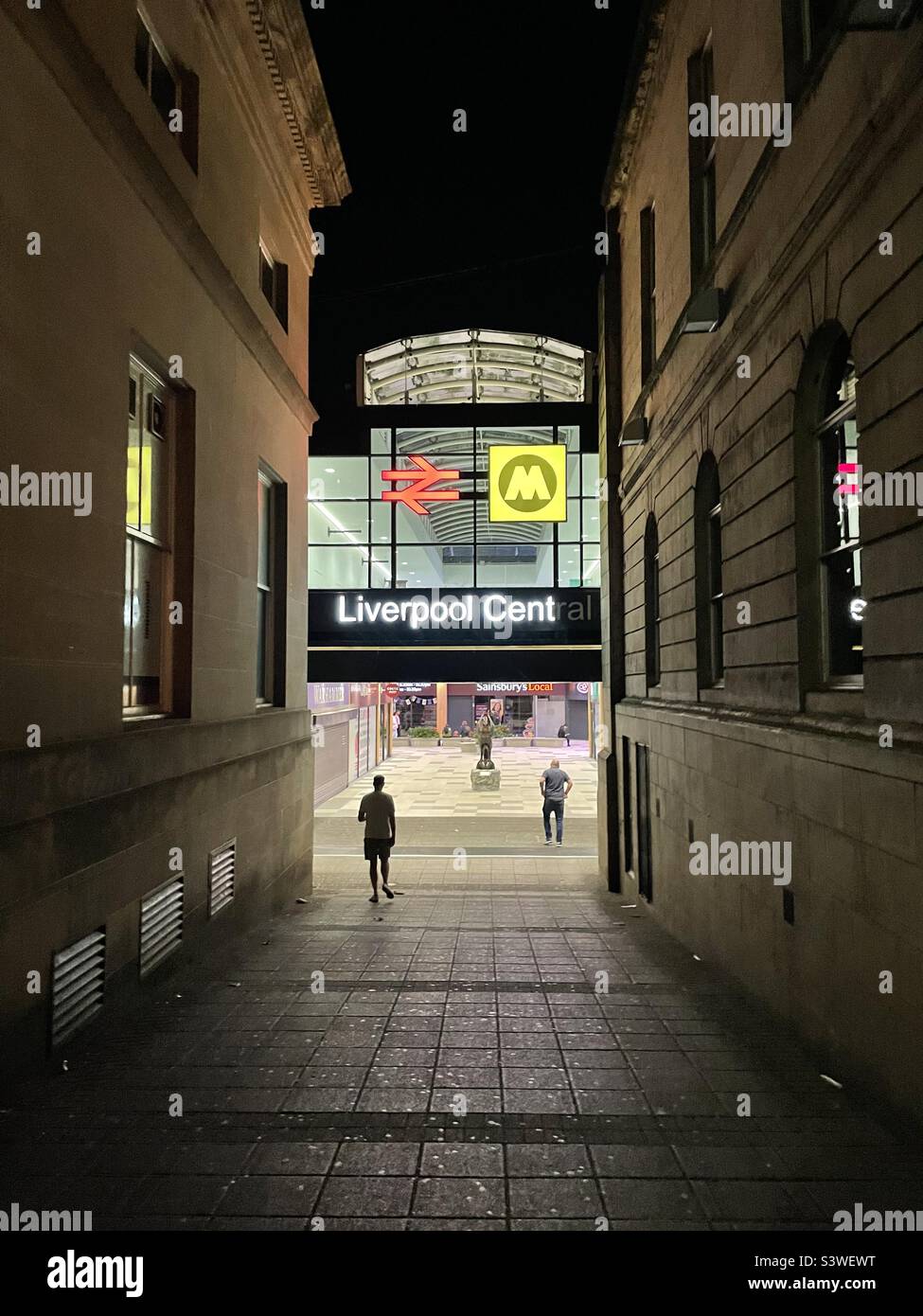 Liverpool Central rail station at night, Bold Street, Liverpool, U.K ...