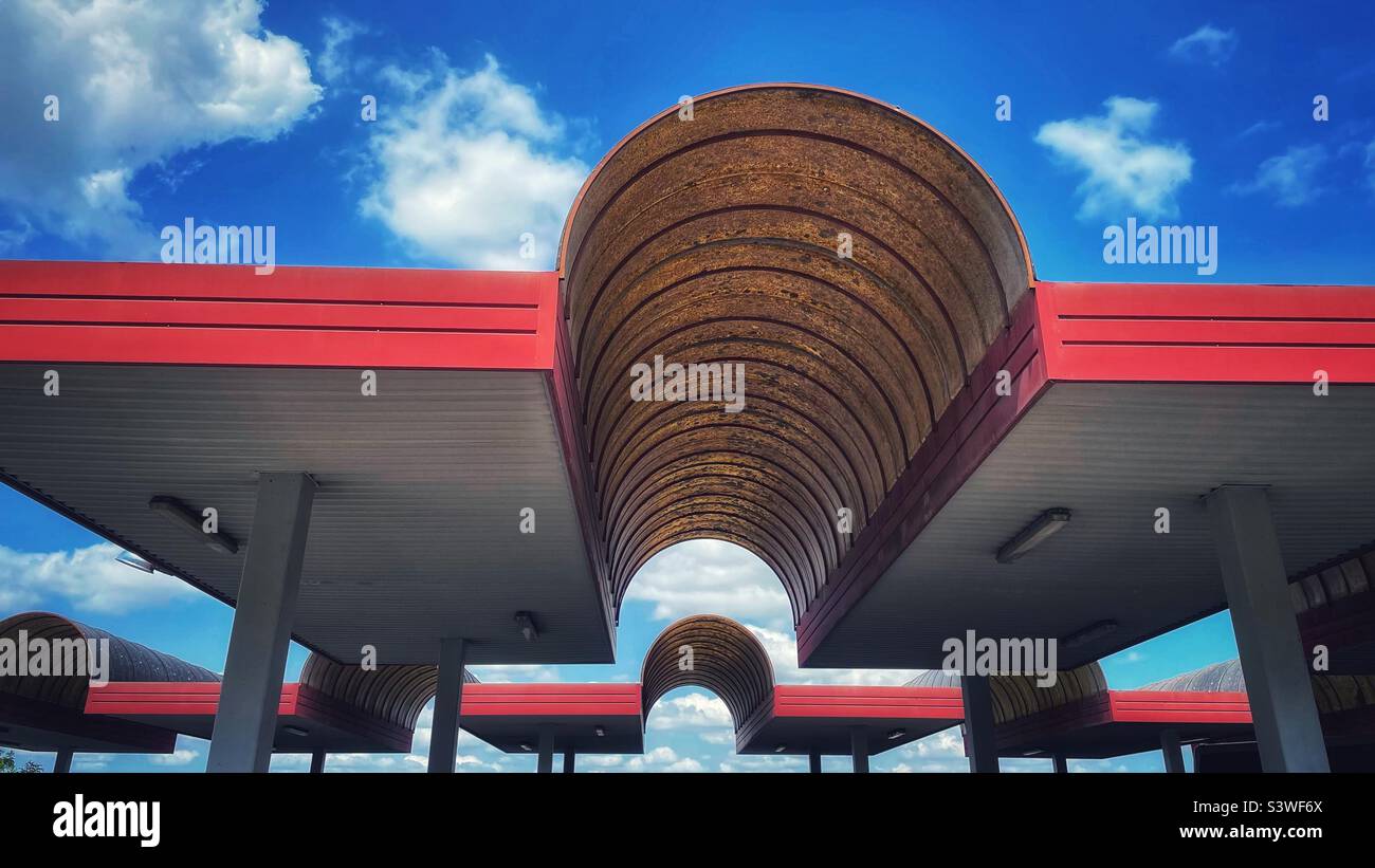 Bus terminal architecture hi-res stock photography and images - Alamy