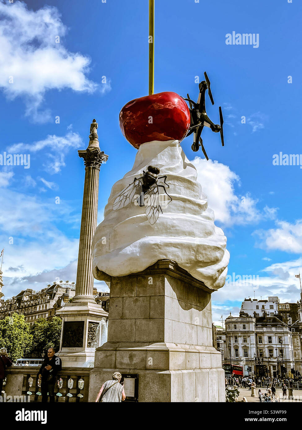 Fourth plinth trafalgar square hi-res stock photography and images - Alamy