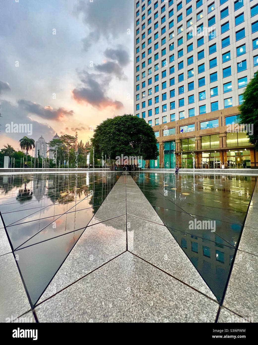 Plaza senayan hi-res stock photography and images - Alamy
