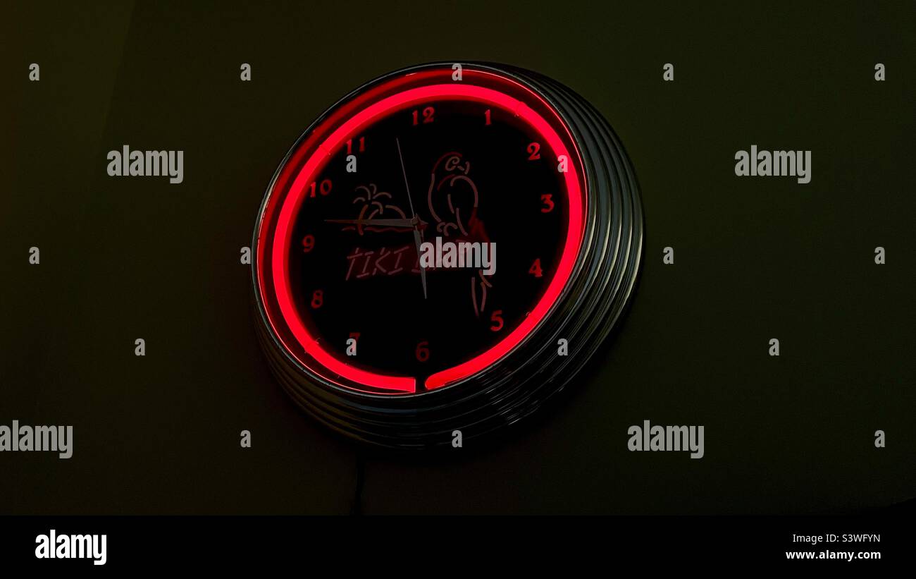 Red lit hi-res stock photography and images - Alamy