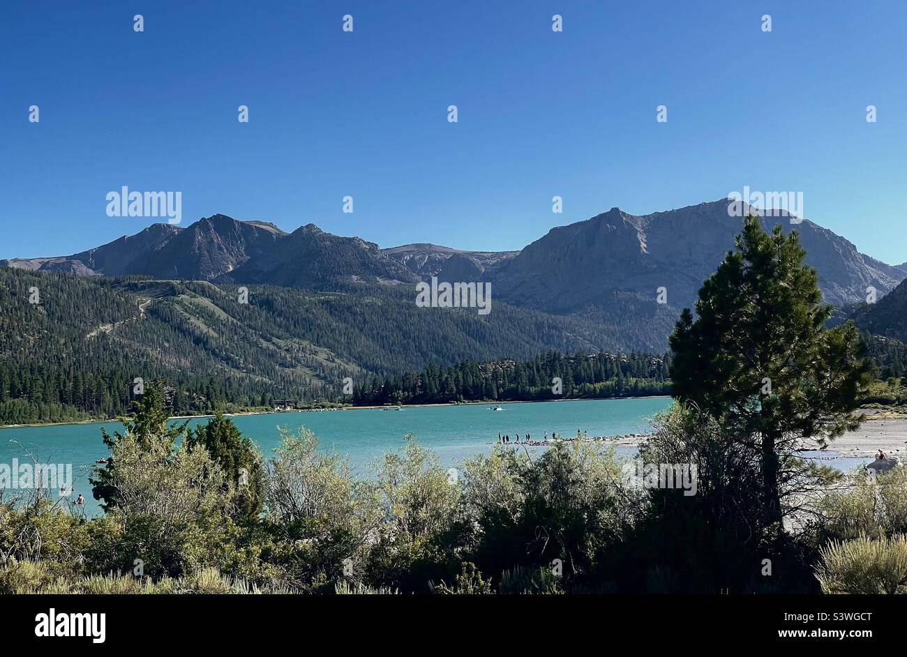 June lake hi-res stock photography and images - Alamy