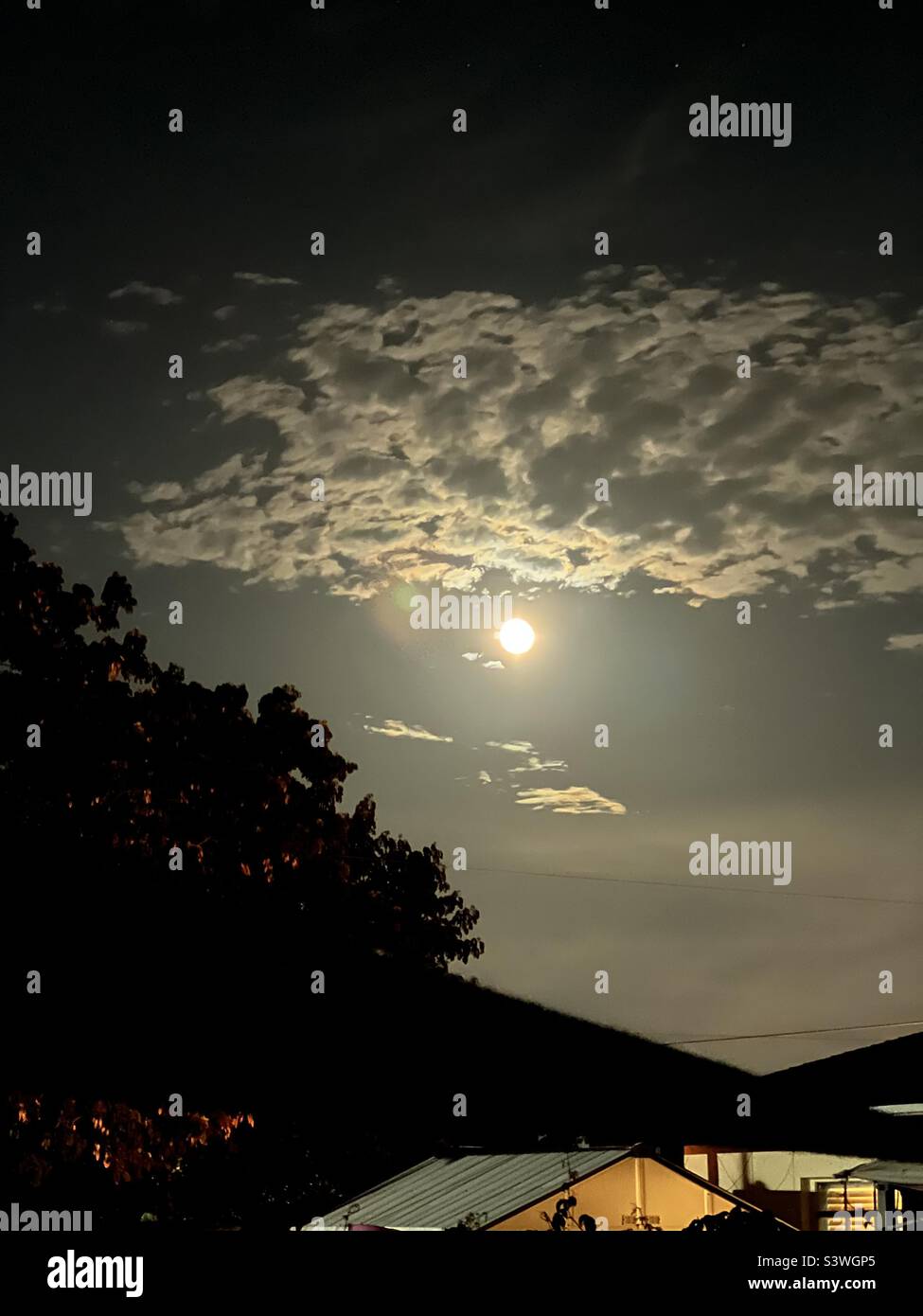 Moon watching hi-res stock photography and images - Alamy