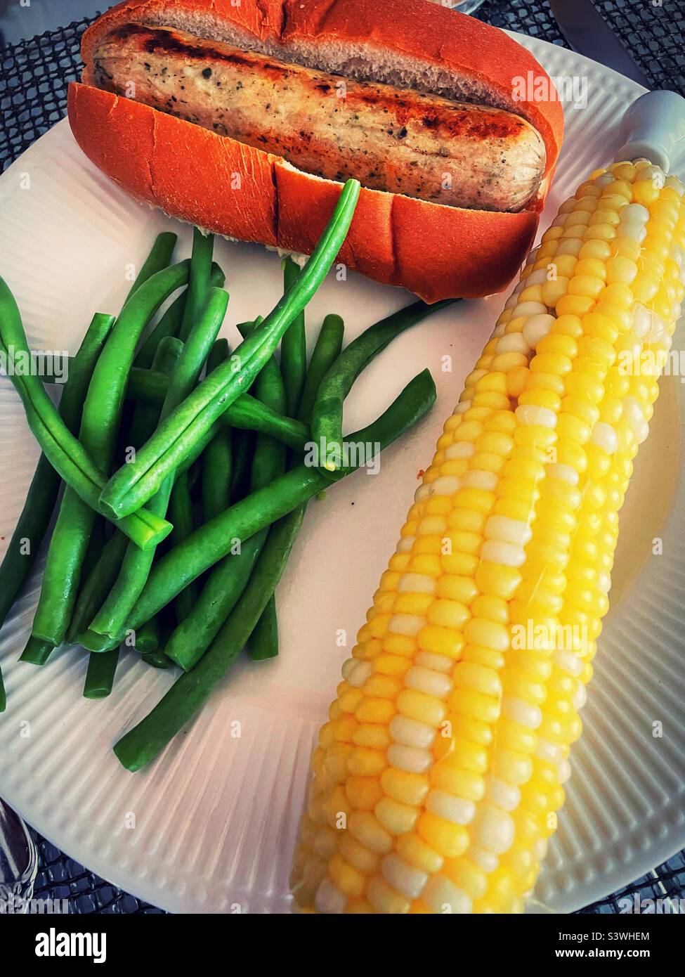 Classic american summertime meal hi-res stock photography and images ...