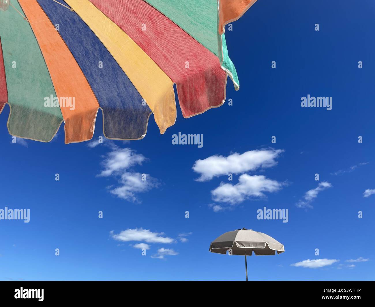 Perfect beach weather hi-res stock photography and images - Alamy