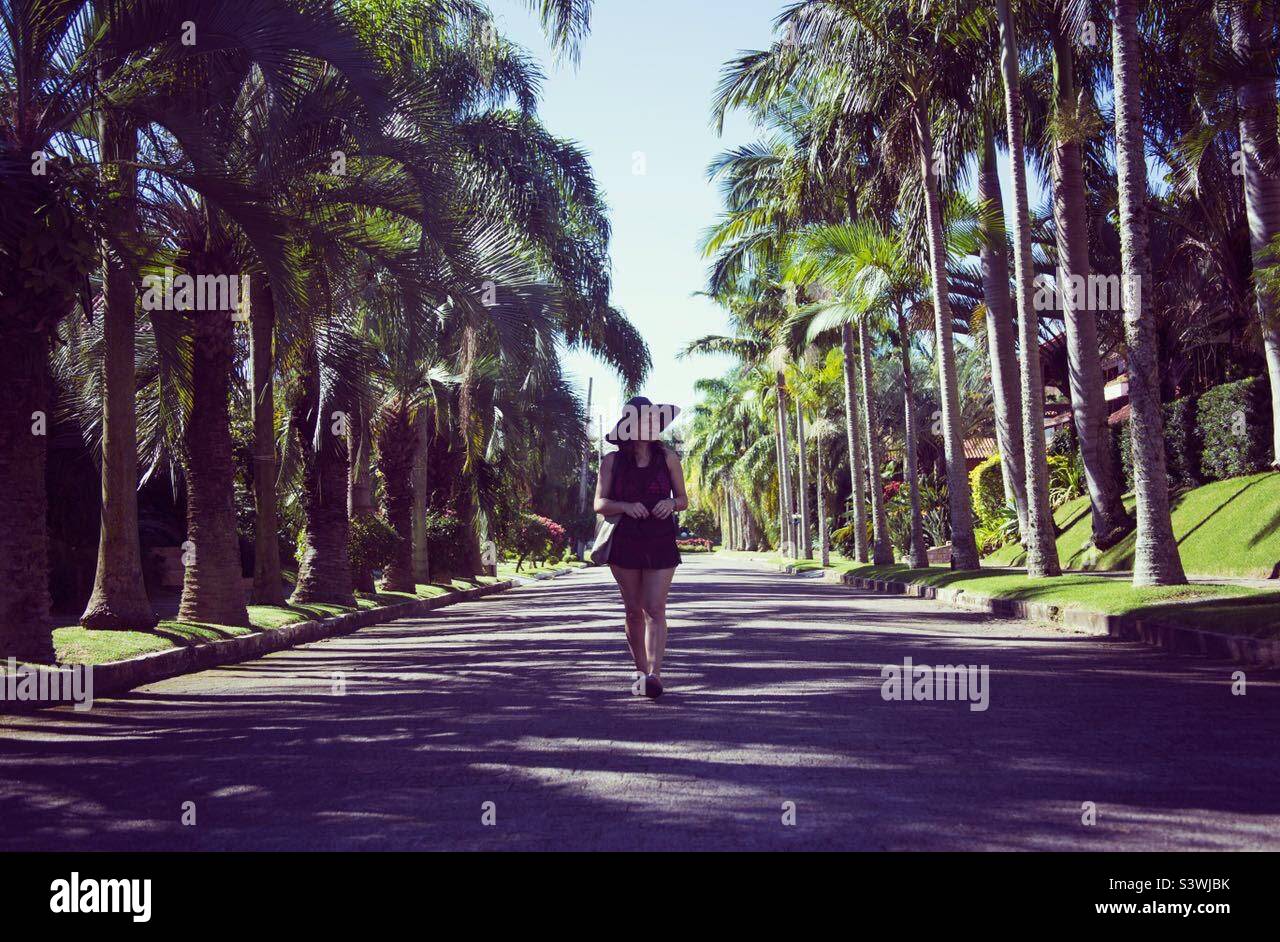 Pasear paseando paseando paseando paseando paseando hi-res stock ...