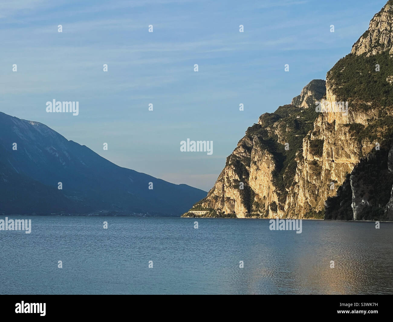 Views of alps lake golden hour hi-res stock photography and images - Alamy
