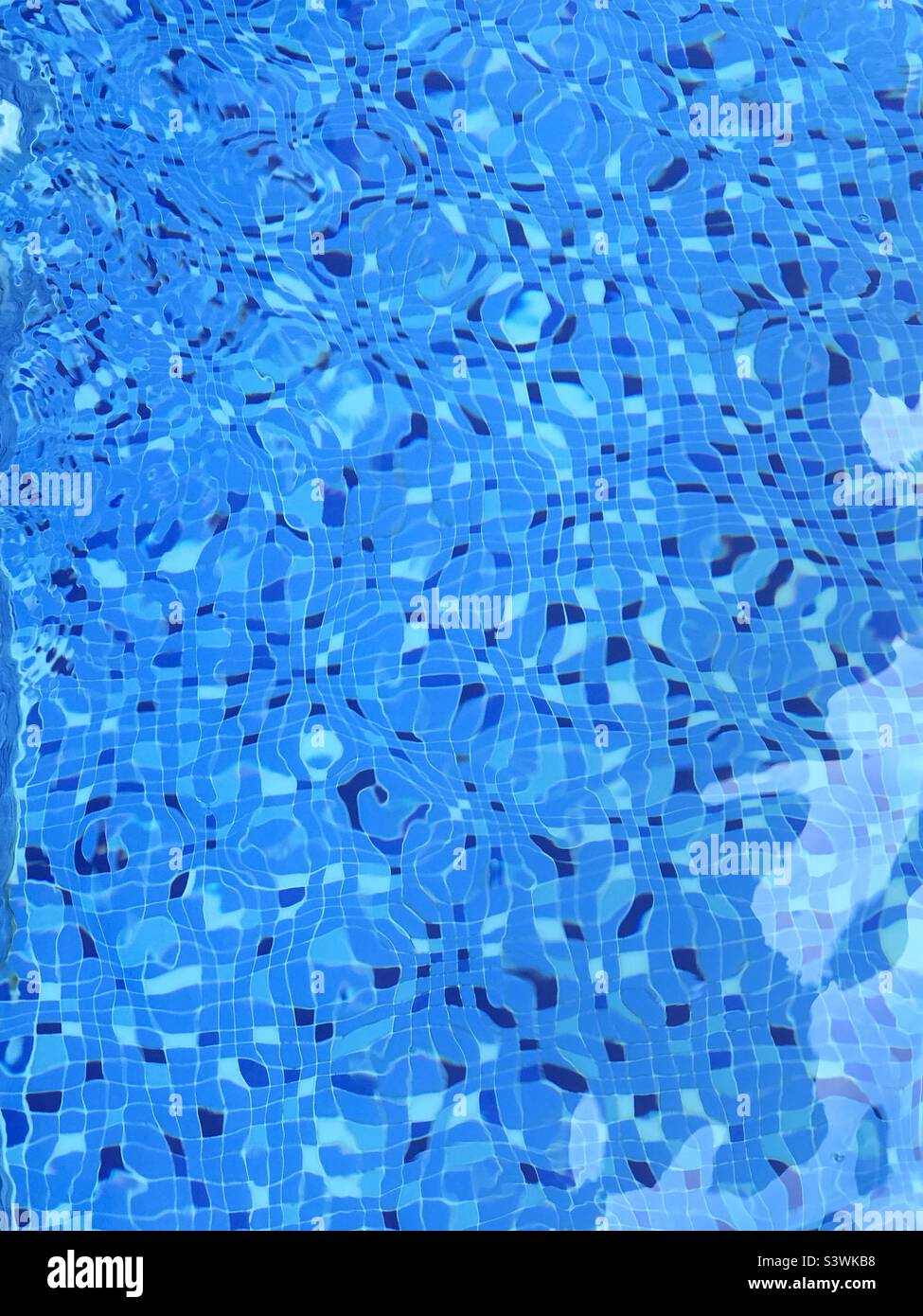 Movement tiles hi-res stock photography and images - Alamy